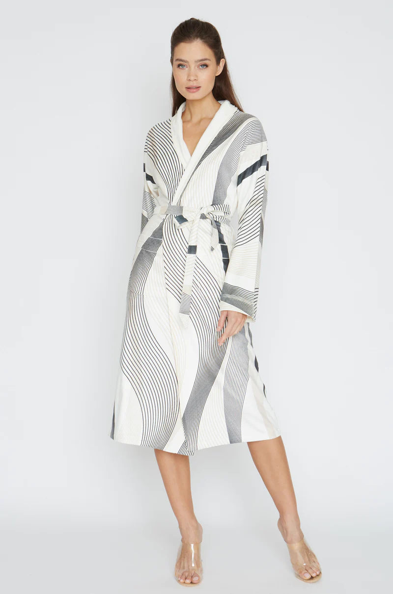 Wrap Up By VP Queen Of Flow Long Robe – The Fitting Room