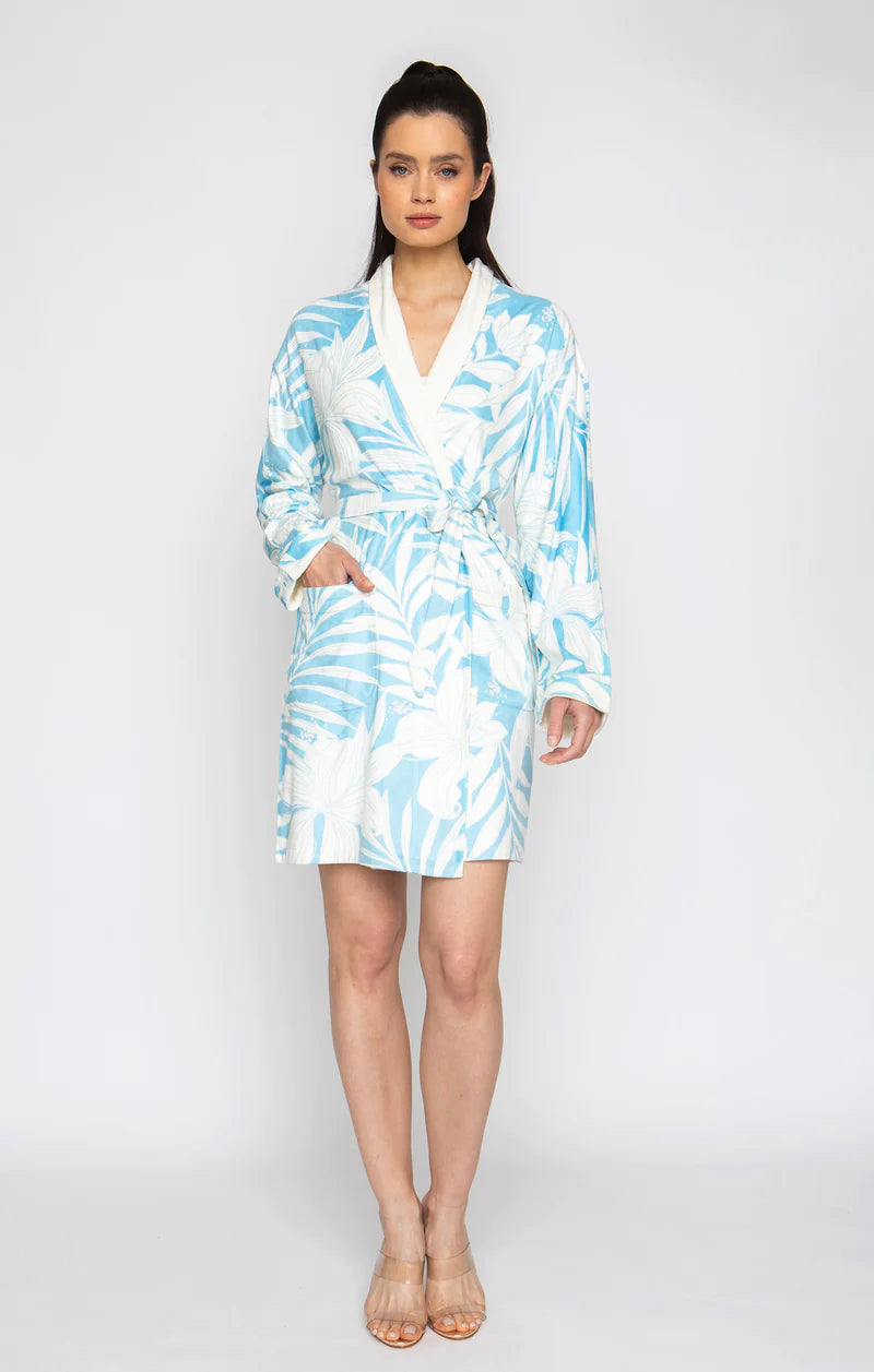 Wrap Up By VP Blue Hawaii Short Robe – The Fitting Room